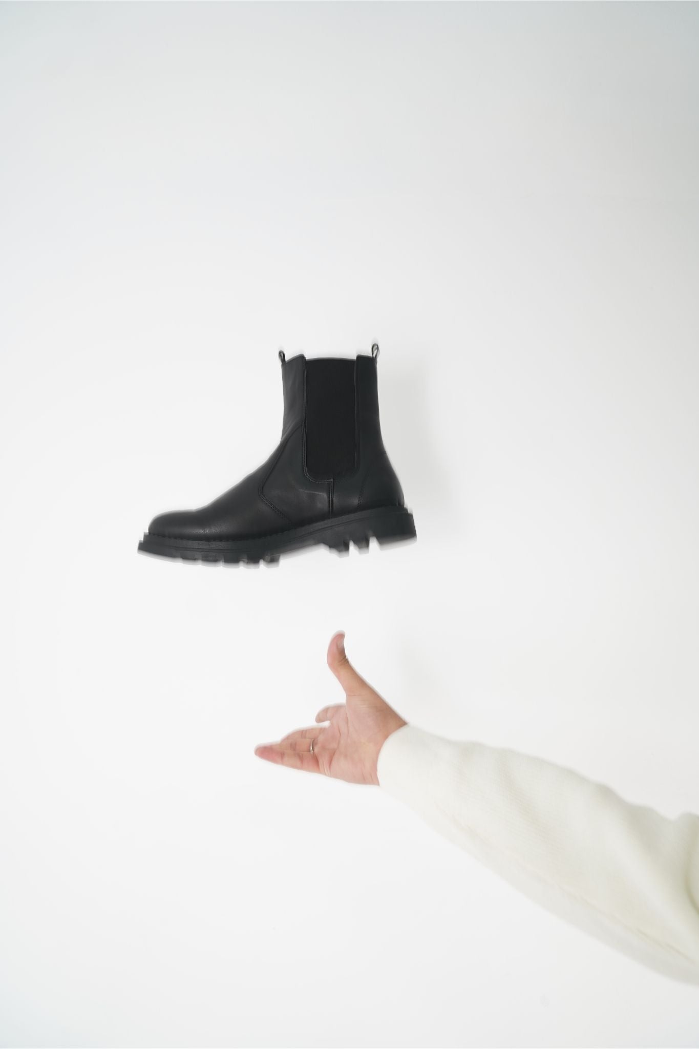 Step Into Style – SOLEMAN